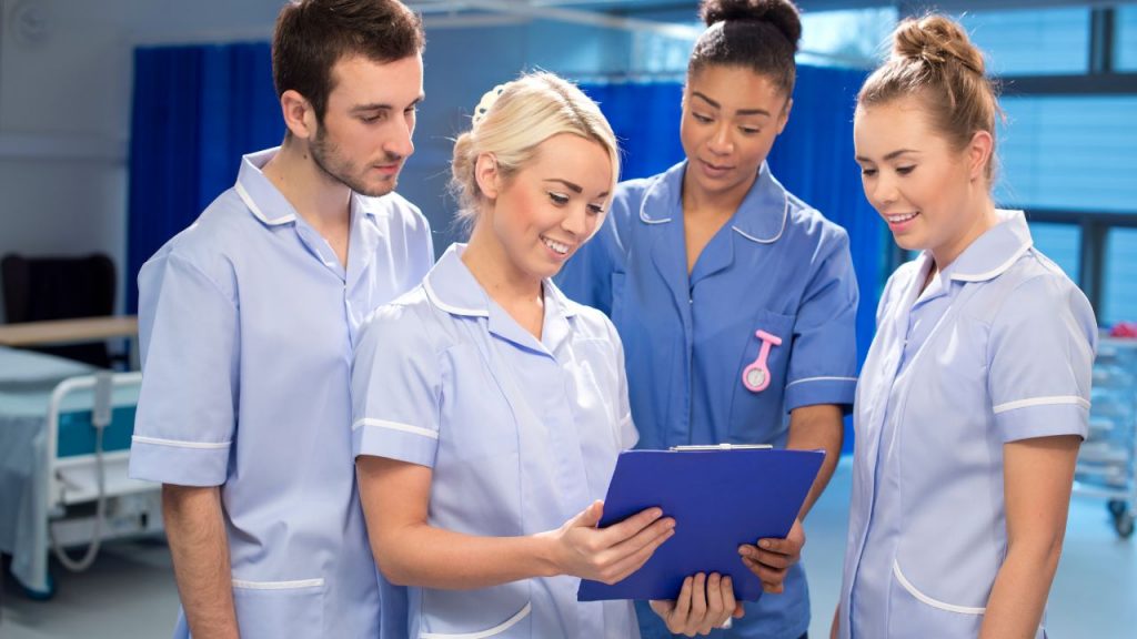 Do Nurses Need Medical Malpractice Insurance? Risks, Claims & Benefits ...